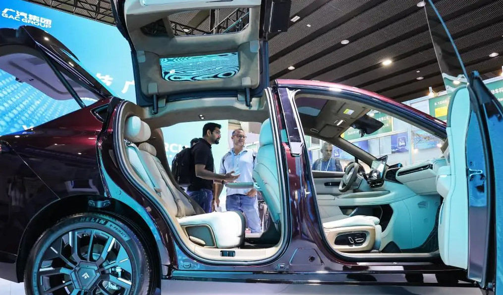 Quality Small Fuel Vehicle & New Energy Vehicle factory from China