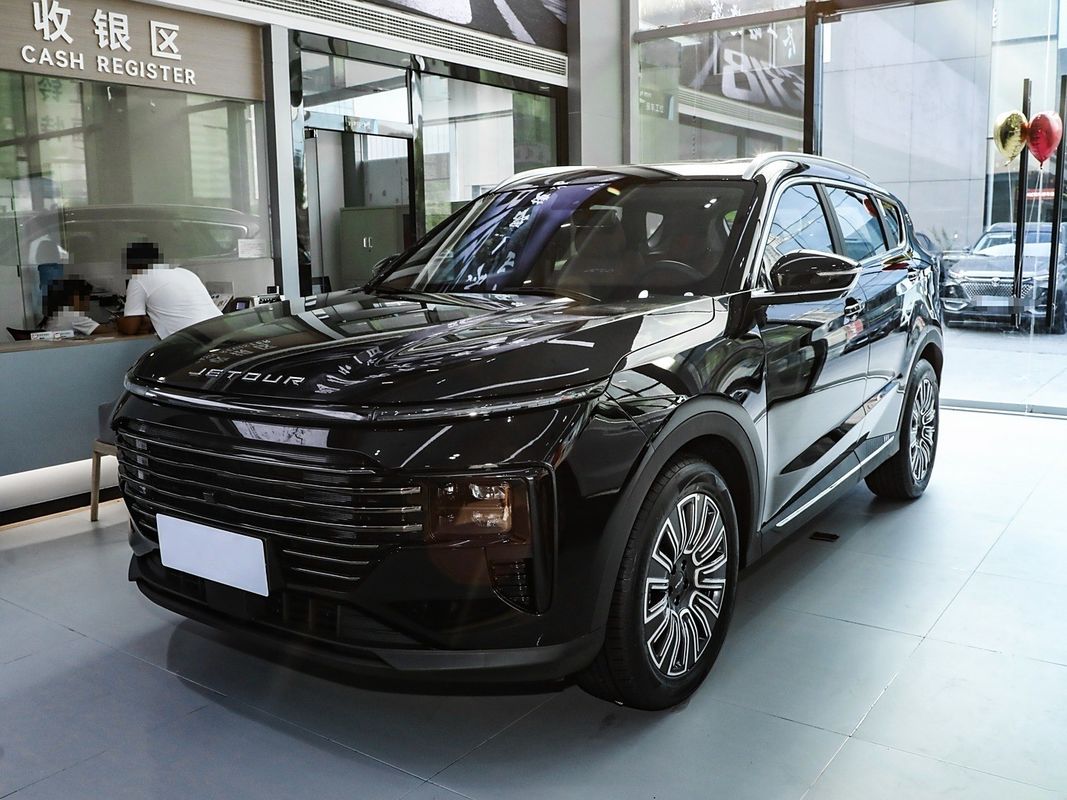 Jetour X70 Plus 1.5T CVT Flagship Pro 5 passenger suv Front Wheel Drive Midsize Chery Suv