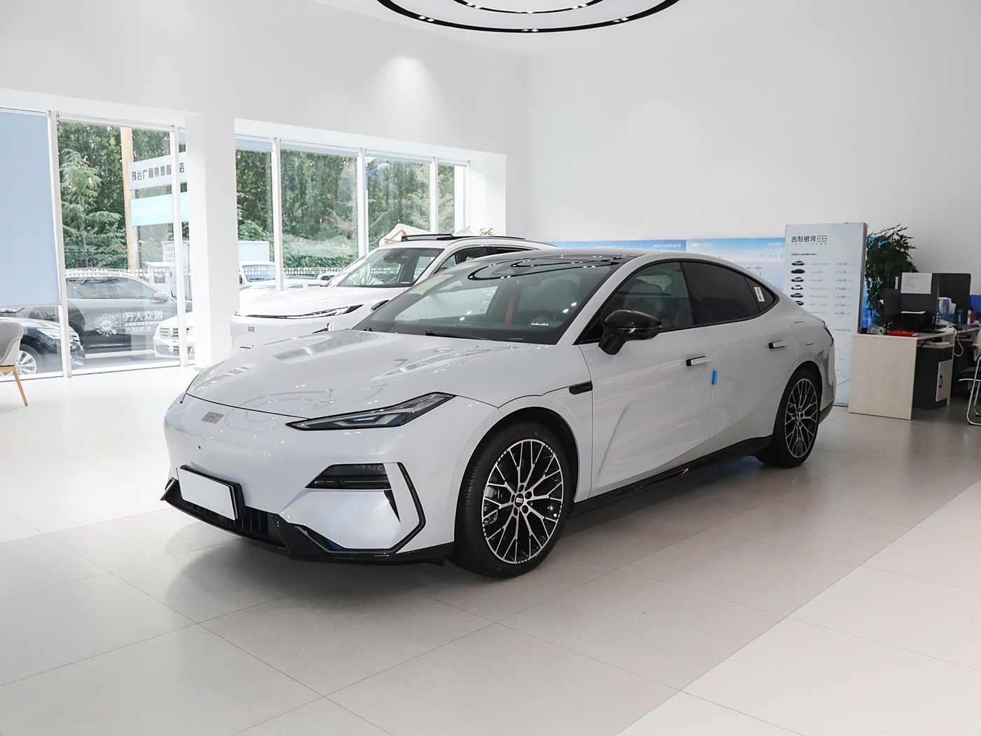 2024 Geely Galaxy E8 620km 4 Door 5 Seater Multiple Functions Smart Electric Ev Sedan Vehicle ...